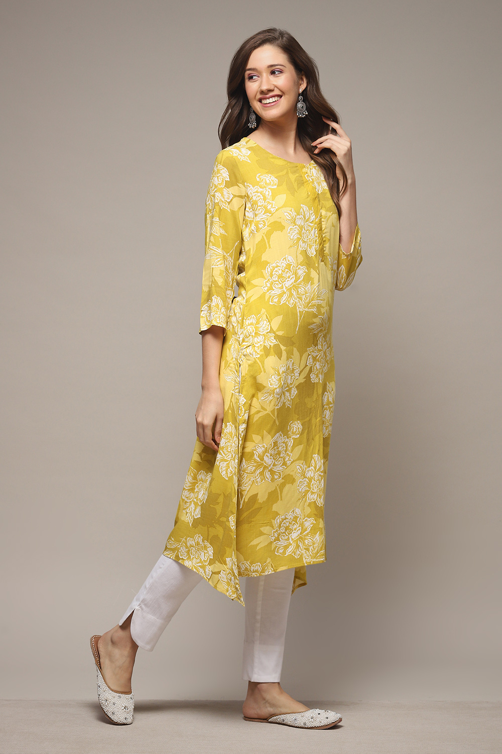 Olive Rayon Straight Printed Kurta Olive Rayon Straight Printed Kurta